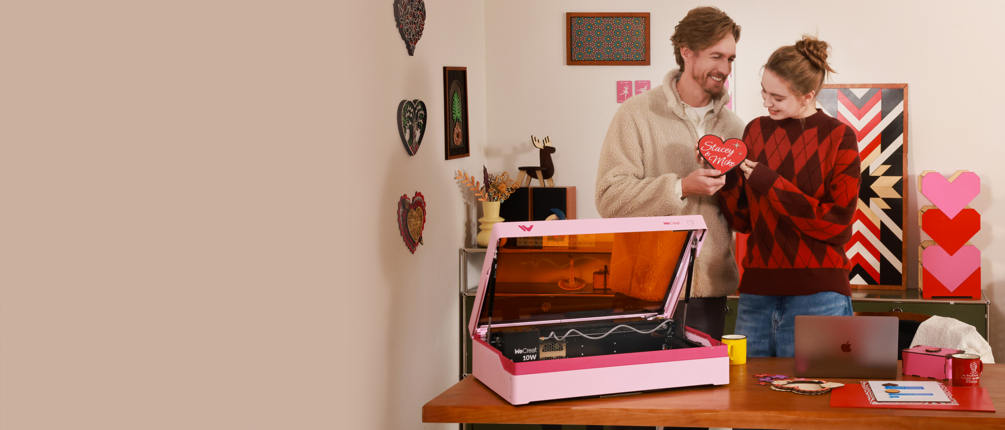 The World's 1st Auto-Lifting Laser Engraver | WeCreat