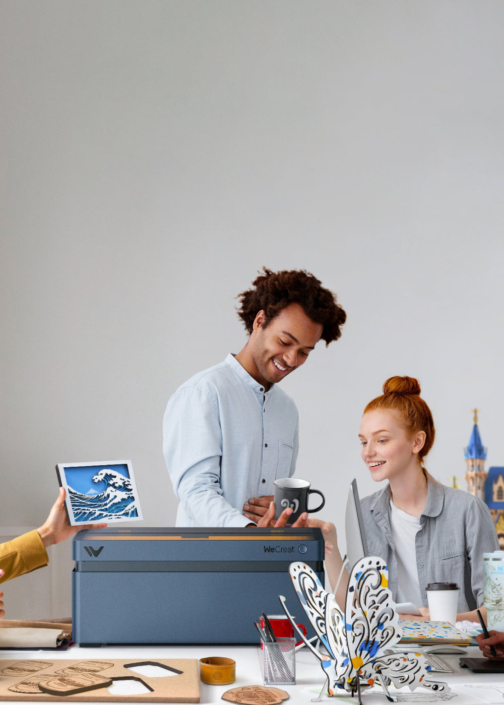 The World's 1st Auto-Lifting Laser Engraver | WeCreat